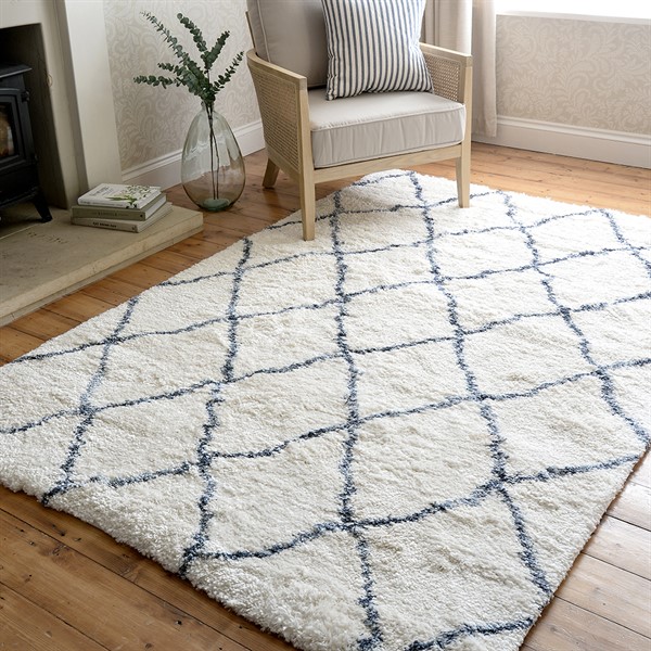 Trewsbury Cream/Blue Rug 160x230cm - The Cotswold Company
