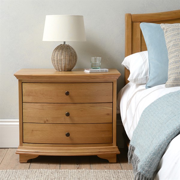Winchcombe Oiled Oak 3 Drawer Wide Bedside - The Cotswold Company | The ...