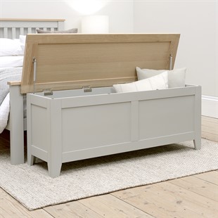 Beautiful Blanket Boxes - The Cotswold Company