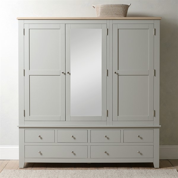 Chester Dove Grey Deluxe Triple Wardrobe - The Cotswold Company