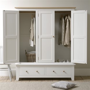Triple Wardrobes | Solid Oak & Pine Three Door Wardrobes | The Cotswold ...