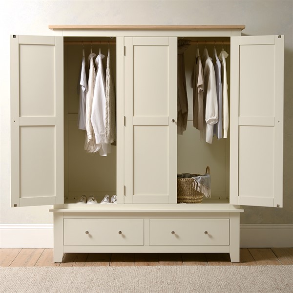 Chester Classic Cream Triple Wardrobe - The Cotswold Company | The ...