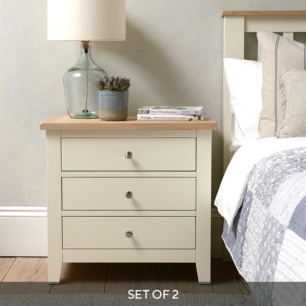 Chester Classic Cream Set of 2 Jumbo Bedside Tables - The Cotswold Company