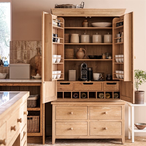 Inglesham Whitewash Oak Double Larder - The Cotswold Company | The ...